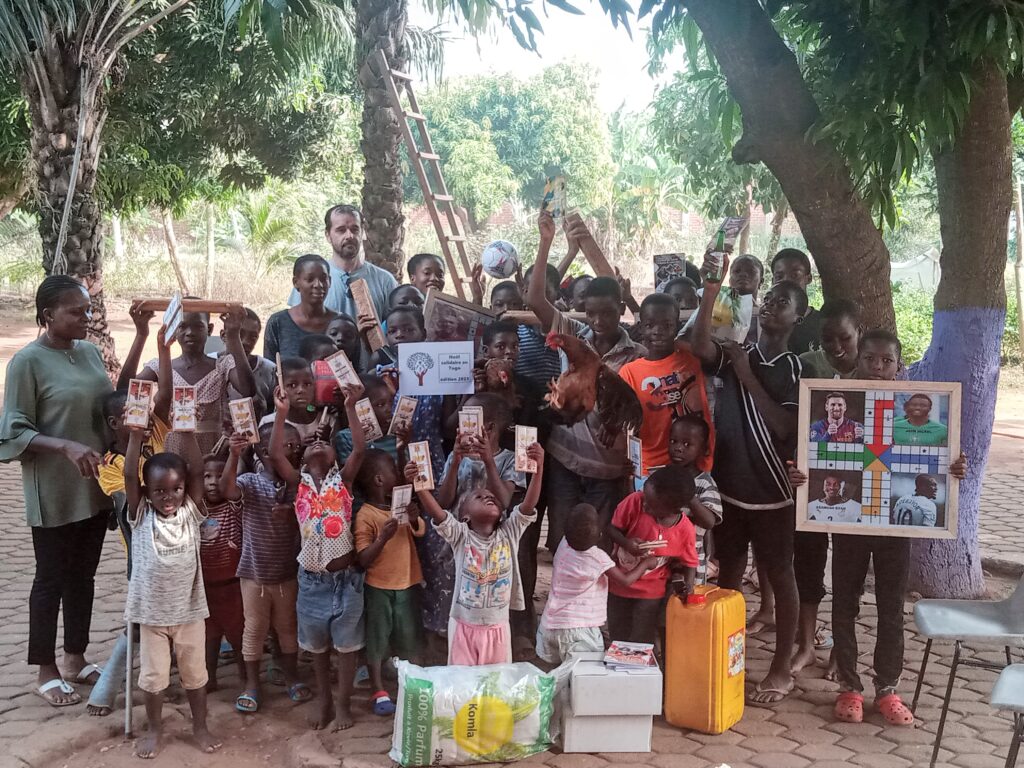 Les enfants vous disent Akpé kaka - APEVIA